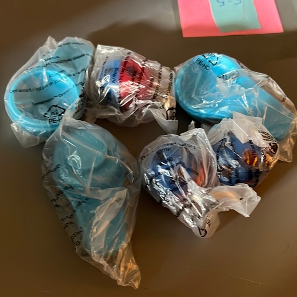 Tupperware | Other | Lot Of 6 Tupperware Magnets And Keychains | Poshmark